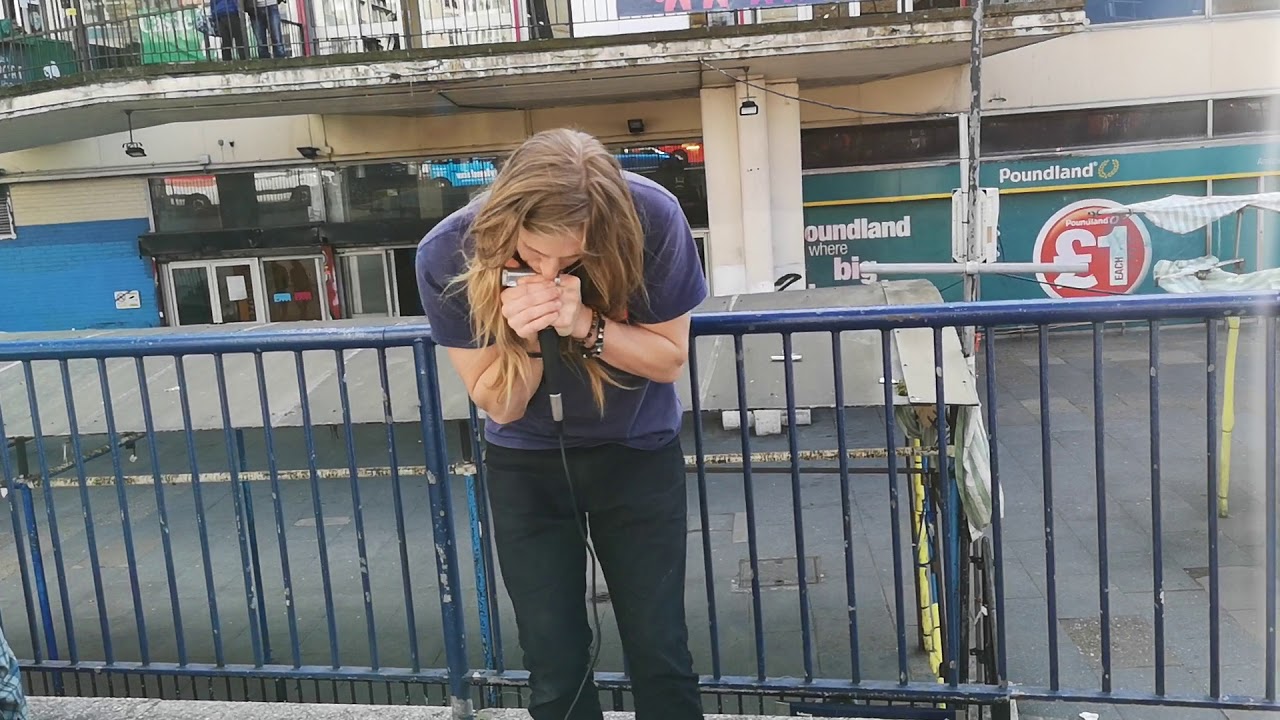 Harmonica player Rob McCann spotted busking Elephant and Castle, London - YouTube