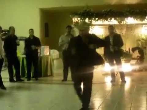israel bailando en la boda de tania y lado LMAFO! - YouTube