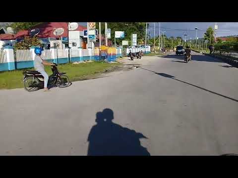 Jalan-jalan di kota biak
