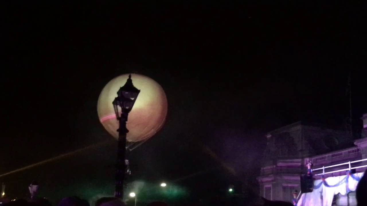 The City of the Unexpected - James & the giant peach flying & acrobats ...