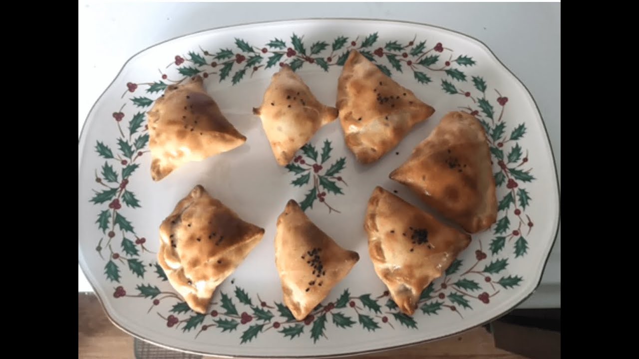 How to Make Sambosa in Two Types. Baked into Oven & Fried. It Is Easy ...