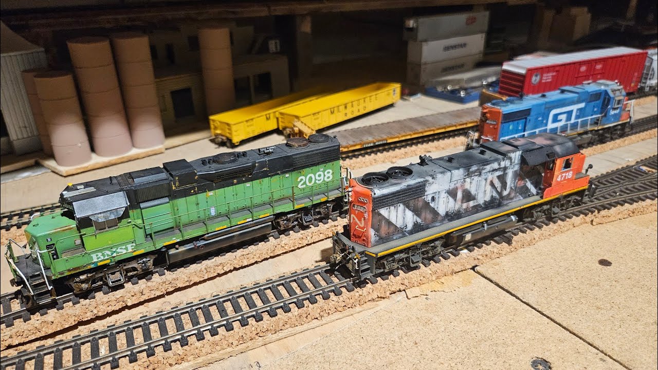 Triple '38s! Almost done CN 4718 - YouTube