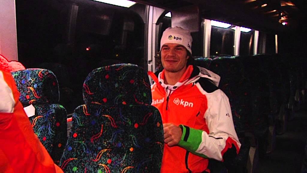 Champagne voor Michel Mulder en Hein Otterspeer - YouTube