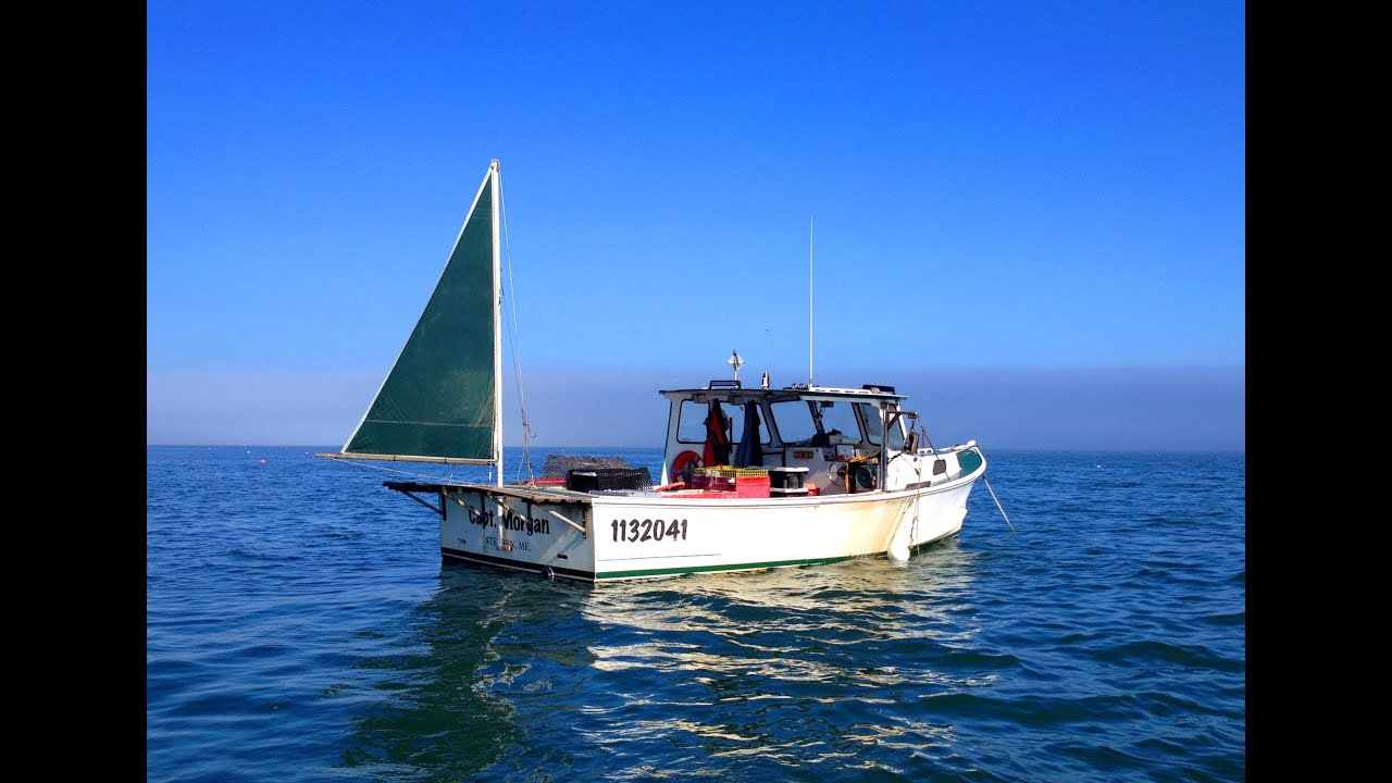 Mizzen Sail on a Lobster Boat - YouTube