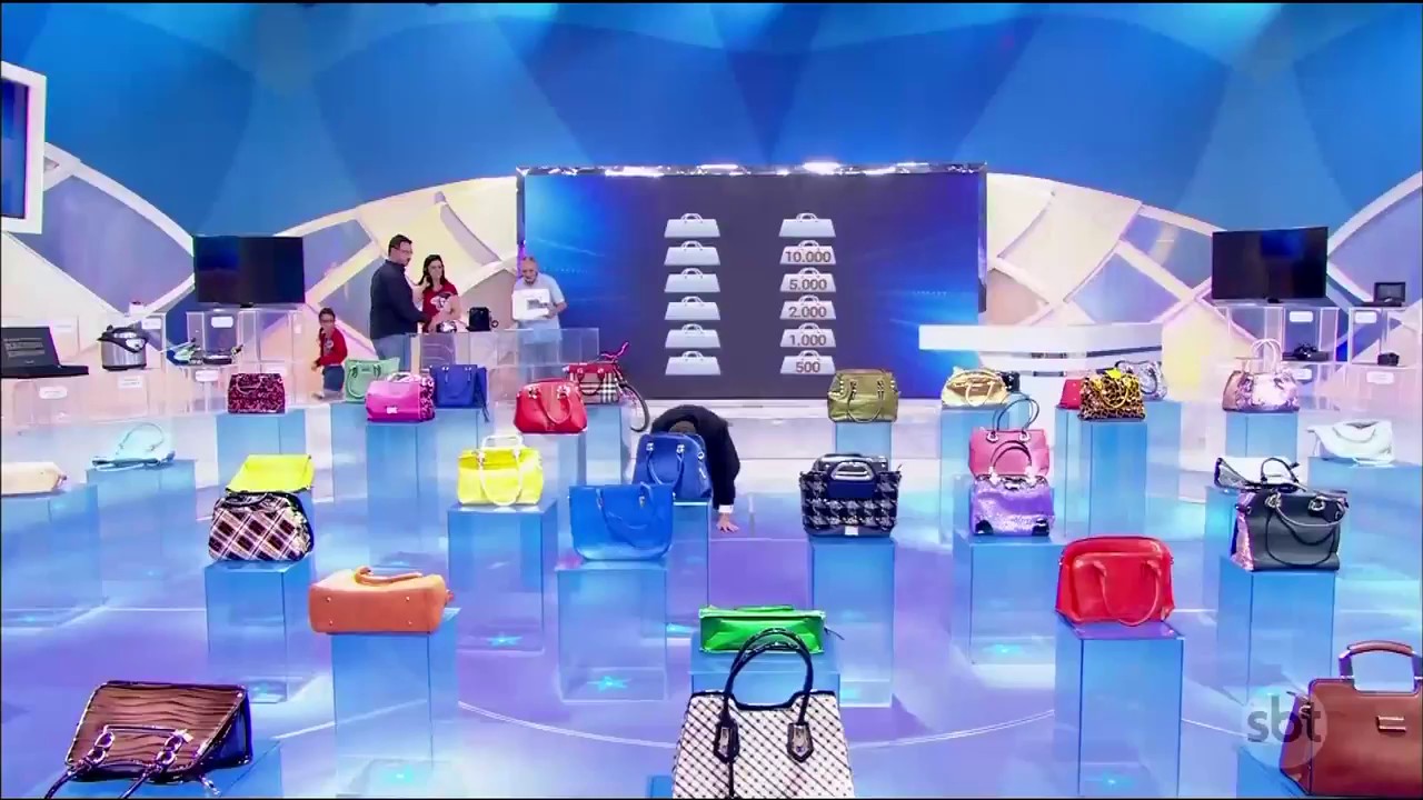 Silvio Santos cai no palco: "Oi, caramba!" (13/11/2016) - YouTube