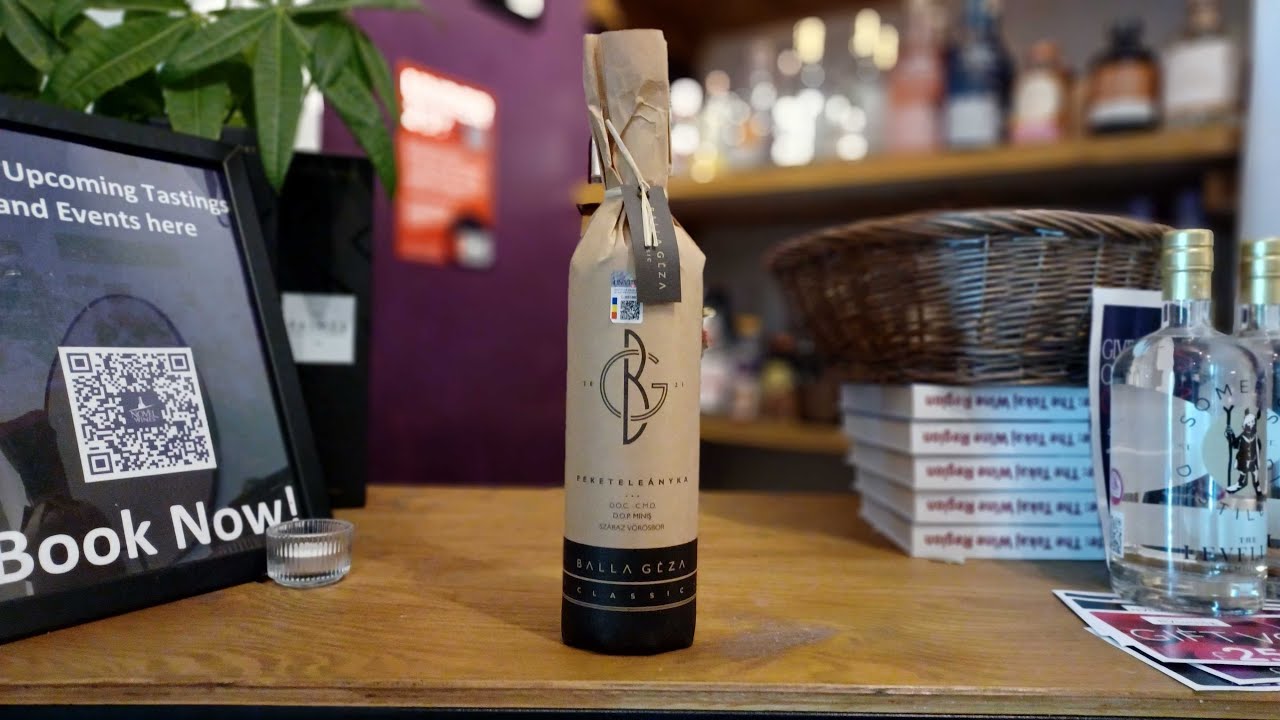 Novel Wines Explorer's Club - Balla Geza Classic Feketeleanyka 2021 ...