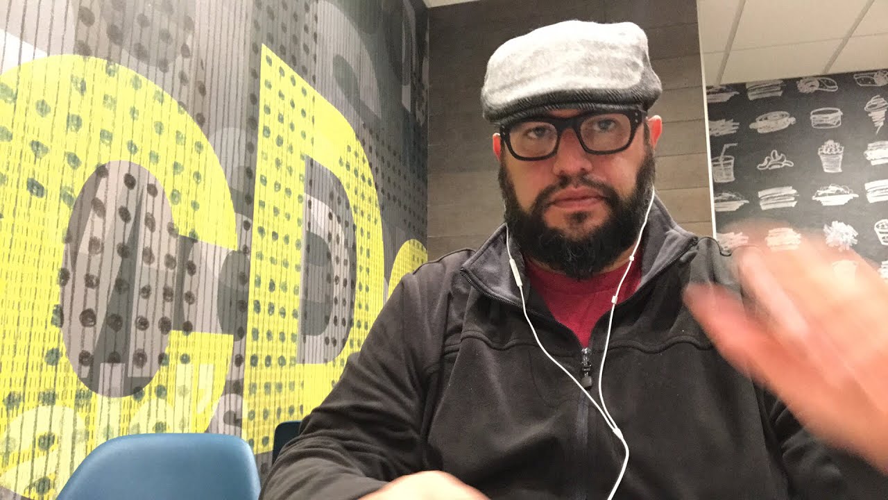 Chef Carl Ruiz reviews McDonald’s - YouTube