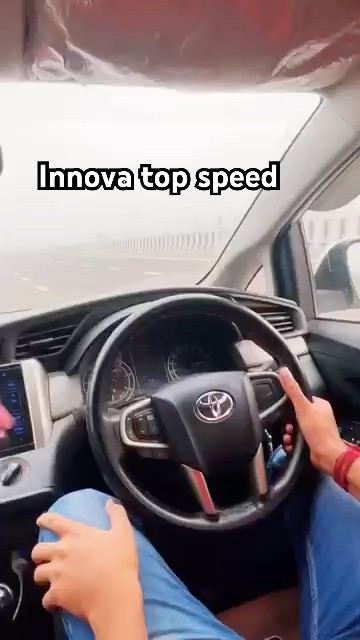 Innvoa high speed #toyota #innova #fortuner #viralshort #shorts # ...