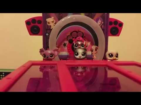 Minişler Otelde Konser (Final)