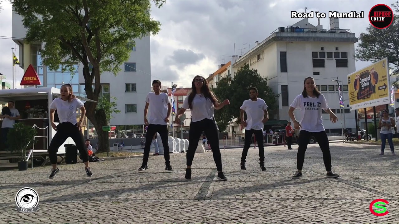 Feel It Company - Vuvuzela @ Festa do Caracol - Loures - YouTube