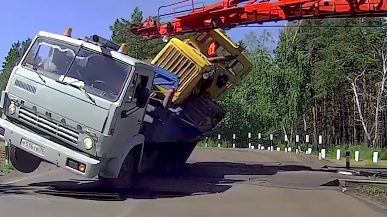 Epic Car Crash in Russia (DashCam Caught Compilation #6) - YouTube