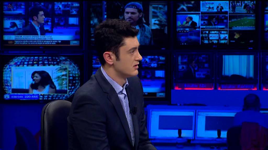 Minir ASANI Prof. Doc Mikrokirurg i Syrit Prill 2013 - YouTube