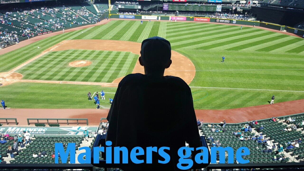 Mariners game in a suite!! - YouTube