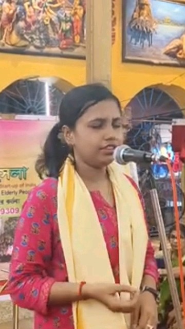 Ek Radha Ek Meera | Gargi Chatterjee #viralshorts #latamangeshkar # ...