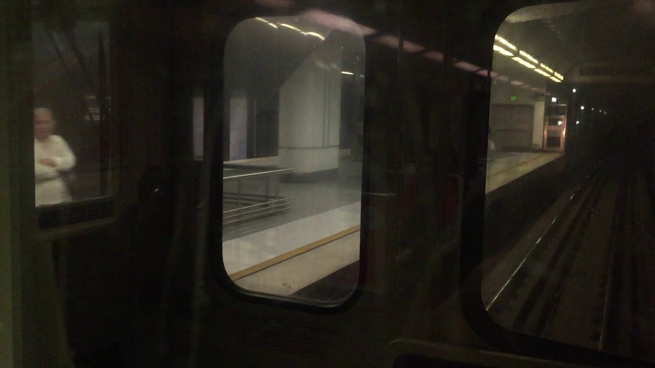 Metro red line breda a650 car #535 clear window view. - YouTube