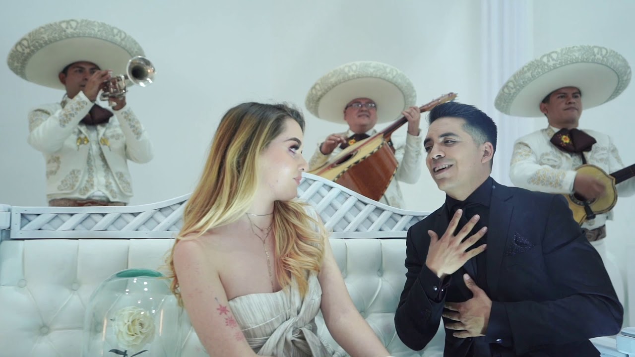 Los Primos MX - Mi Mejor Regalo (Video Oficial) - YouTube