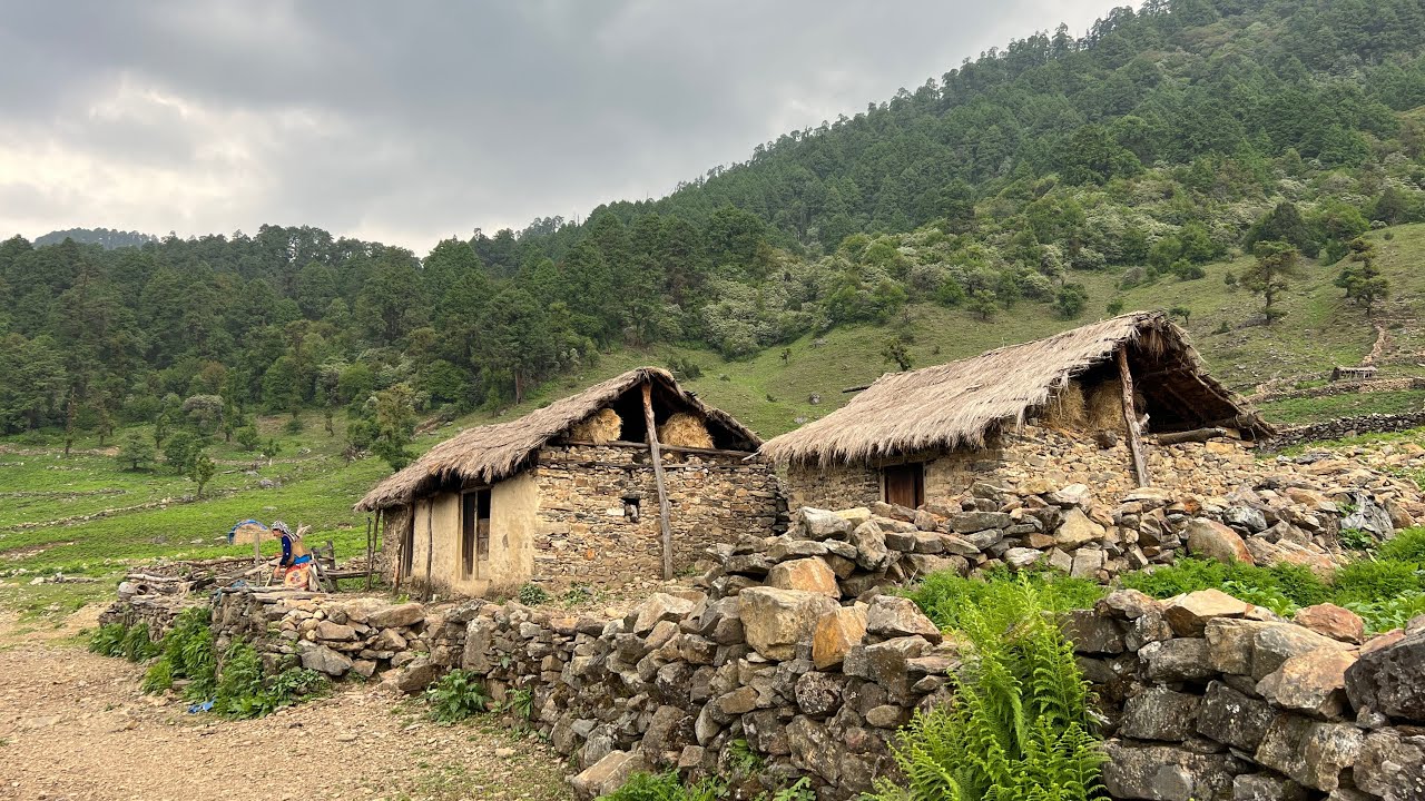 Nepali Mountain Village Lifestyle || Very Hardworking Nepali Village ...
