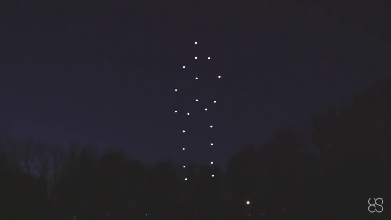 Drone show – Running Man - YouTube