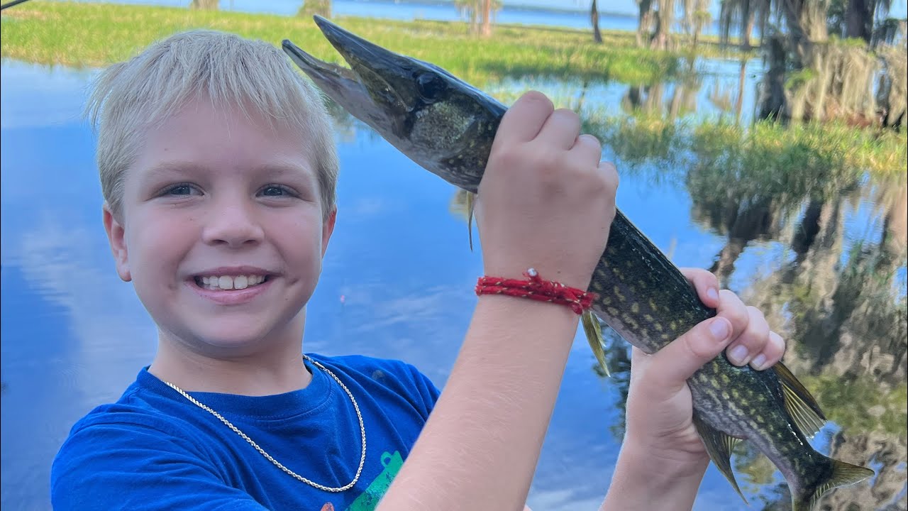 Day of fishing at Lake Santa Fe - YouTube