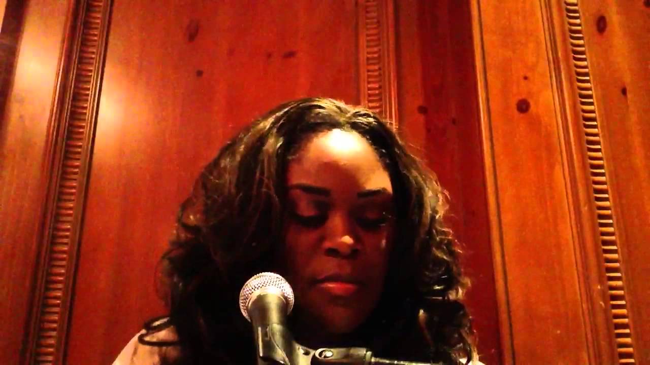 Akia Knowles - rehearsal Living for the love of you - YouTube