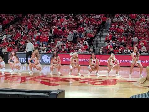 The Scarlets Dance Team Nebraska Women's Basketball 2021-22 - YouTube