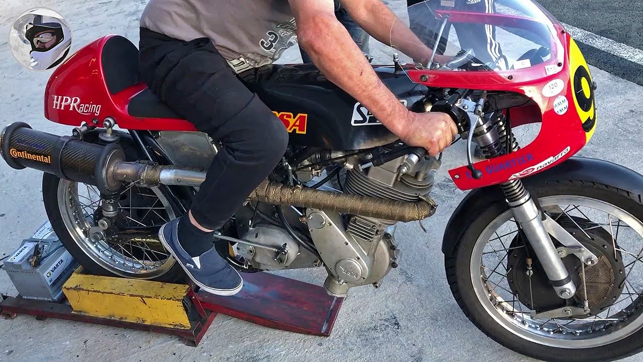 BSA 500 Gold Star engine in Seeley Mk3 frame - magnificent club racer ...