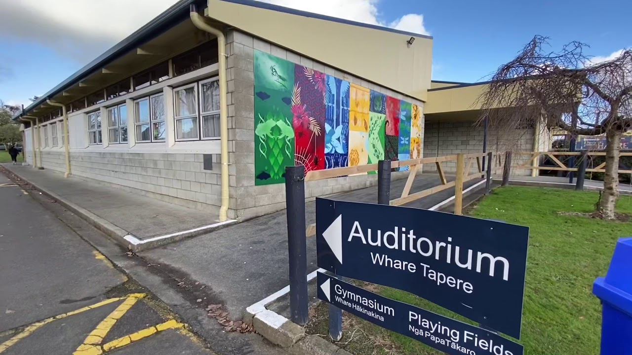 Awatapu College School Tour - YouTube