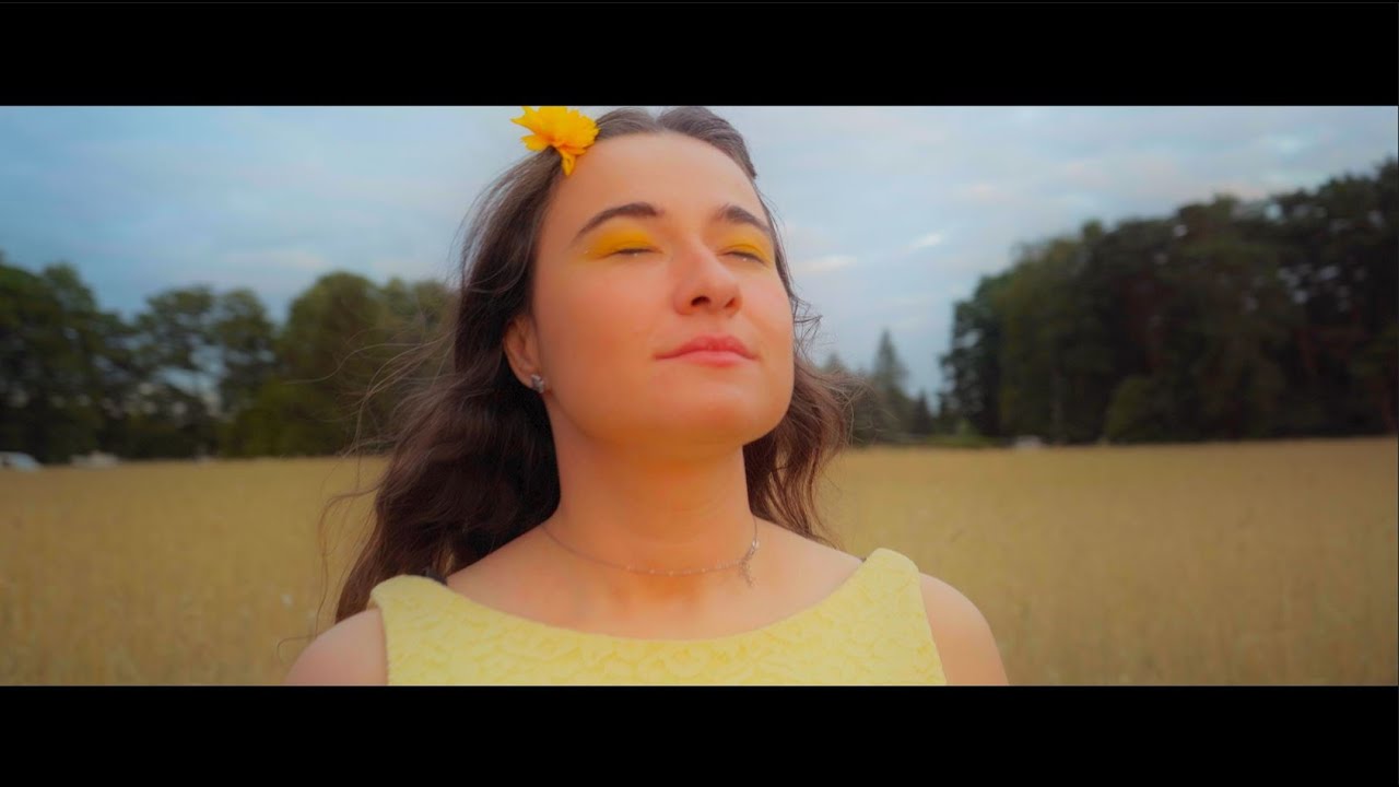 Sarah Z - Sommernächte (Official Music Video) - YouTube