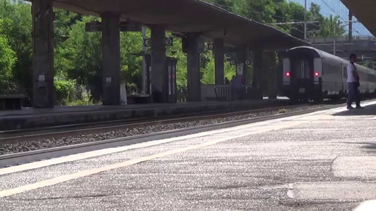FS E402 146 XMPR - YouTube