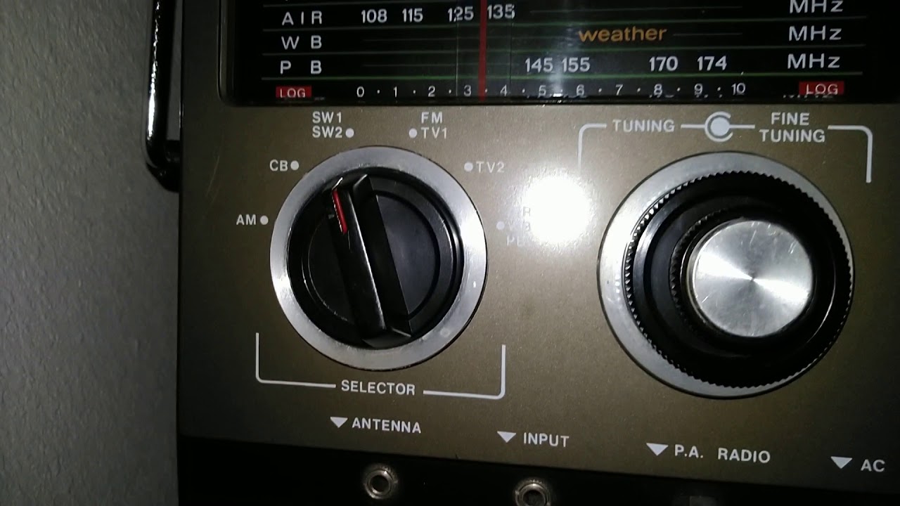 Reader's Digest RDA-127 Portable Shortwave Radio on WWV - YouTube