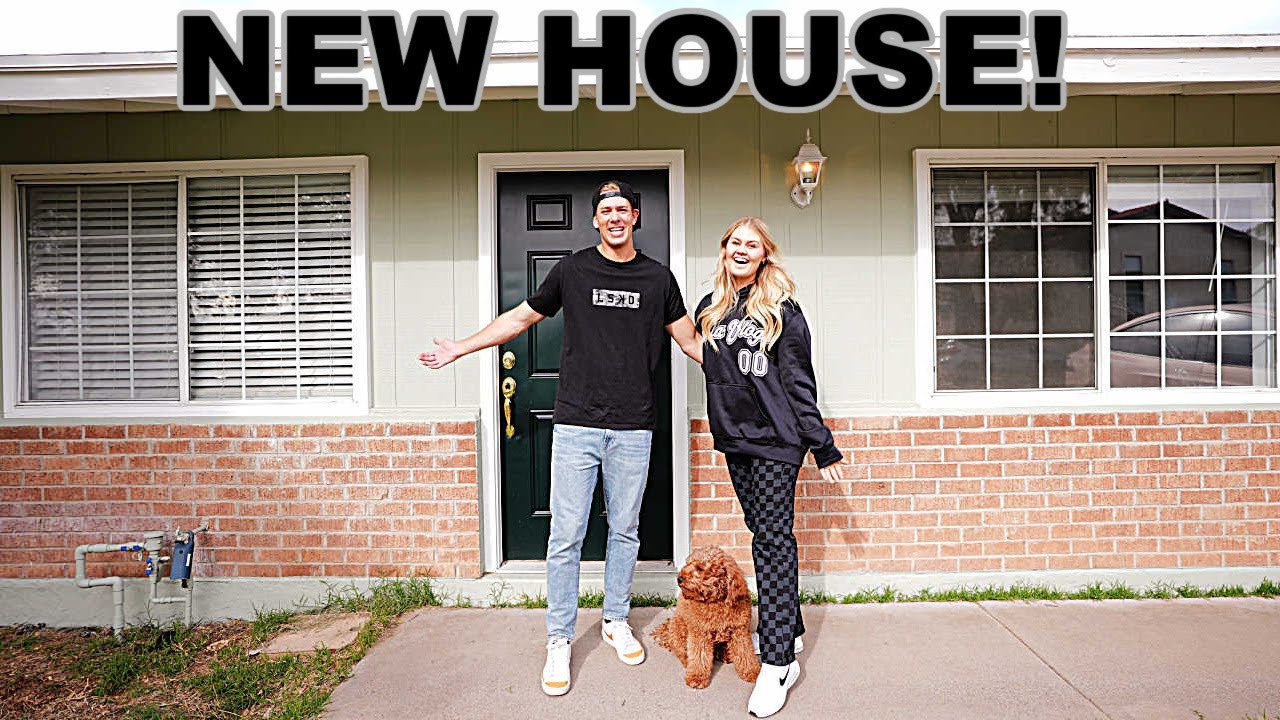 WE BOUGHT A NEW HOUSE!! *OFFICIAL HOUSE TOUR* - YouTube