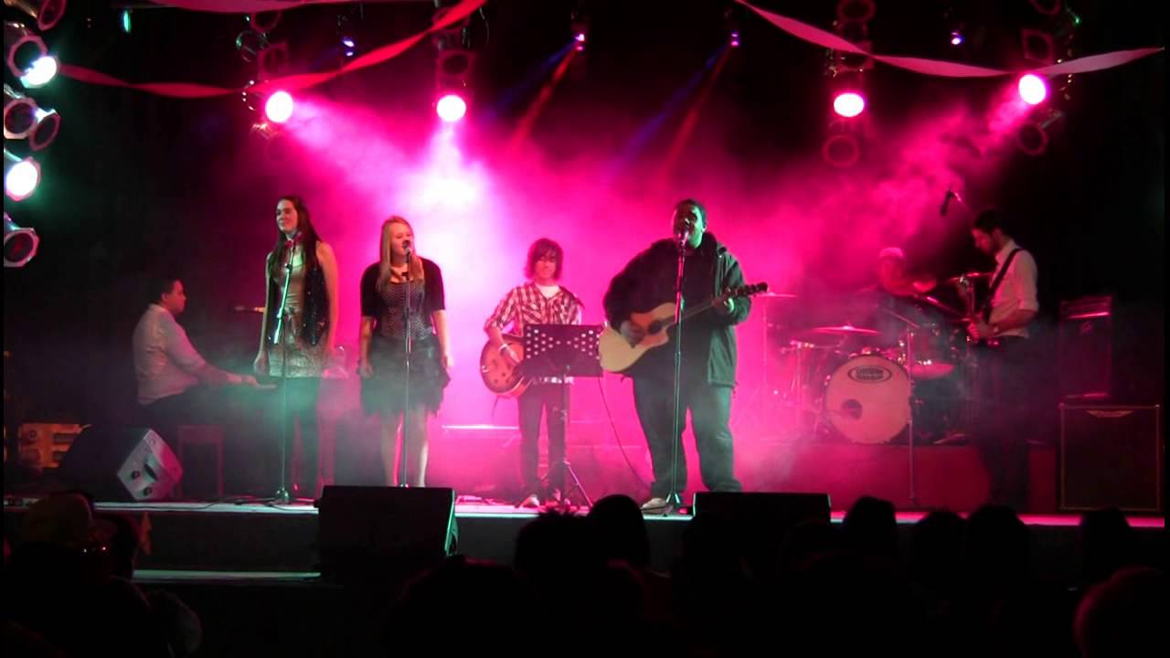 LANI ALO | WATCHING ME (LIVE) | MASSEY HIGH SCHOOL SHOWCASE 2010 - YouTube