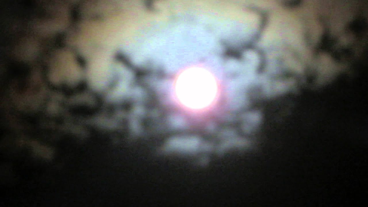 Zoom in out Moon - YouTube