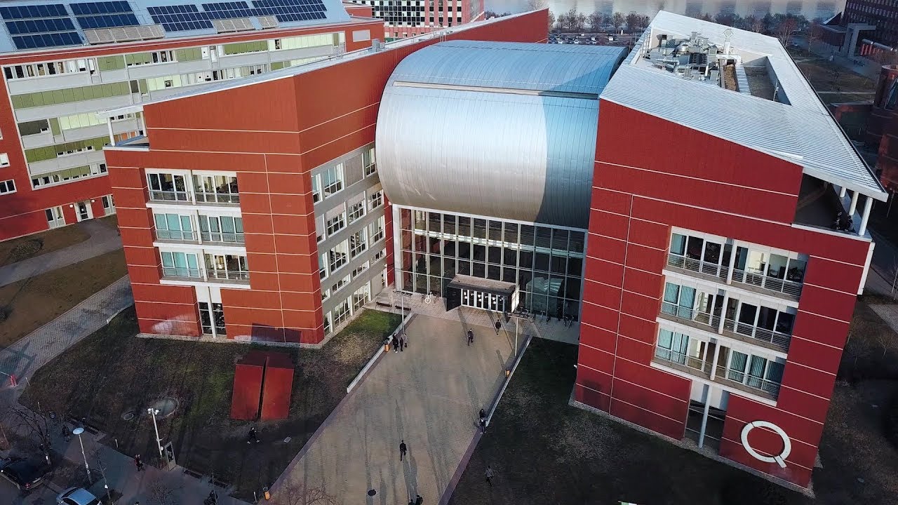 A BME Q épülete - YouTube