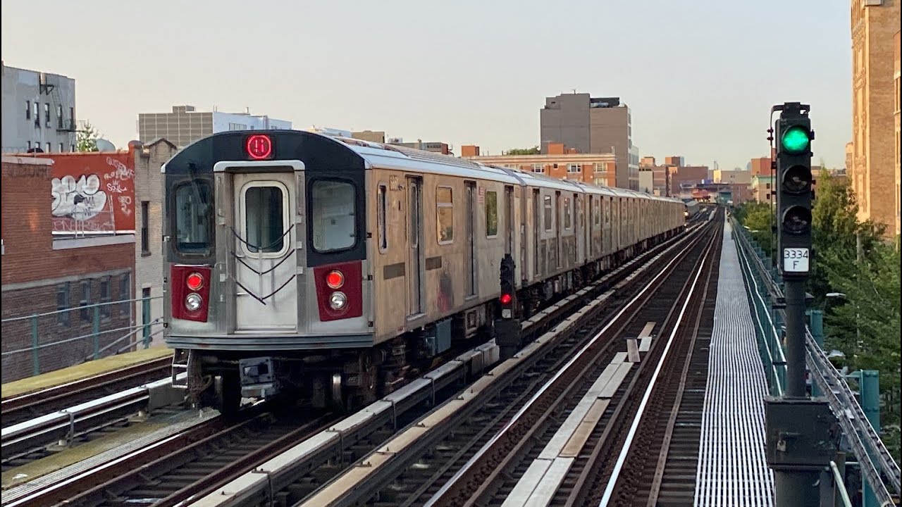 MTA NYC Subway: Brooklyn Bound R142 5 Express Train Passing 174th ...