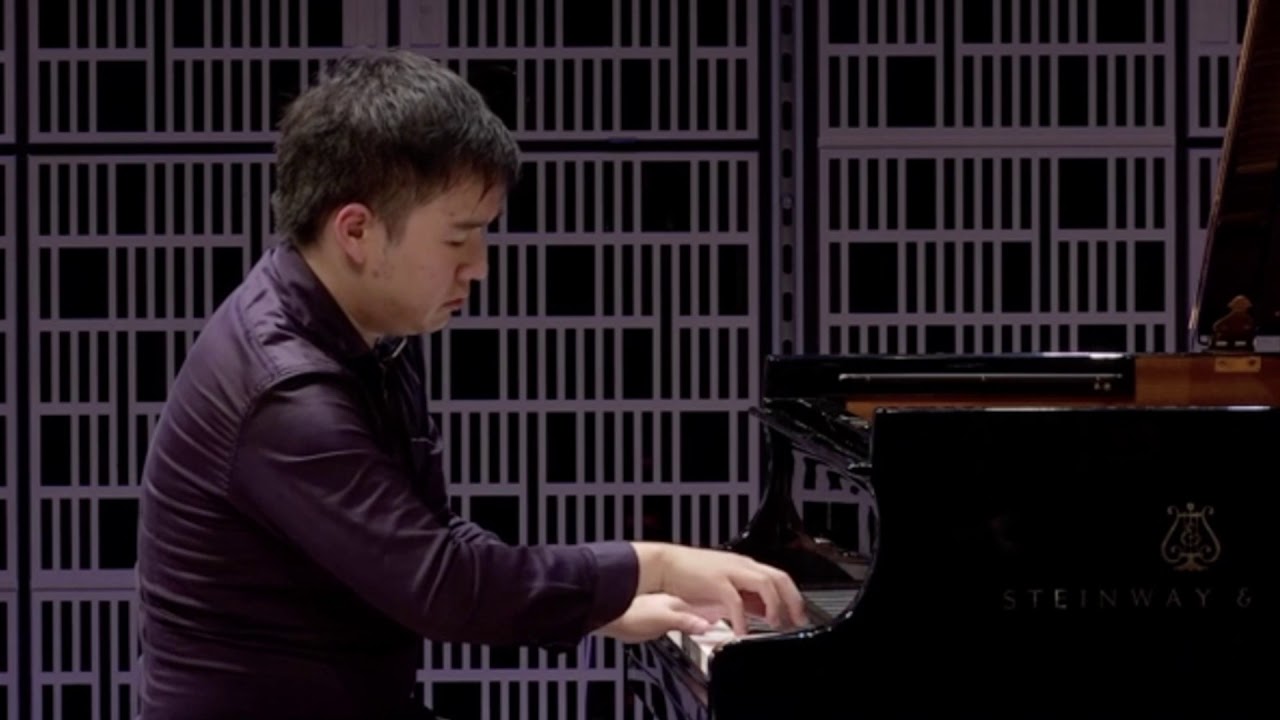 Anthony Hartono plays Rapsodia Nusantara No. 10 (A. Sukarlan) - YouTube