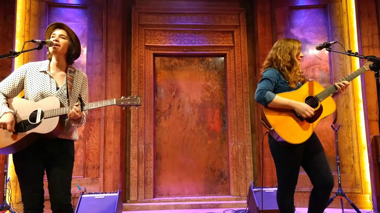 Reina del Cid & Toni Lindgren "Where There's No You" - YouTube