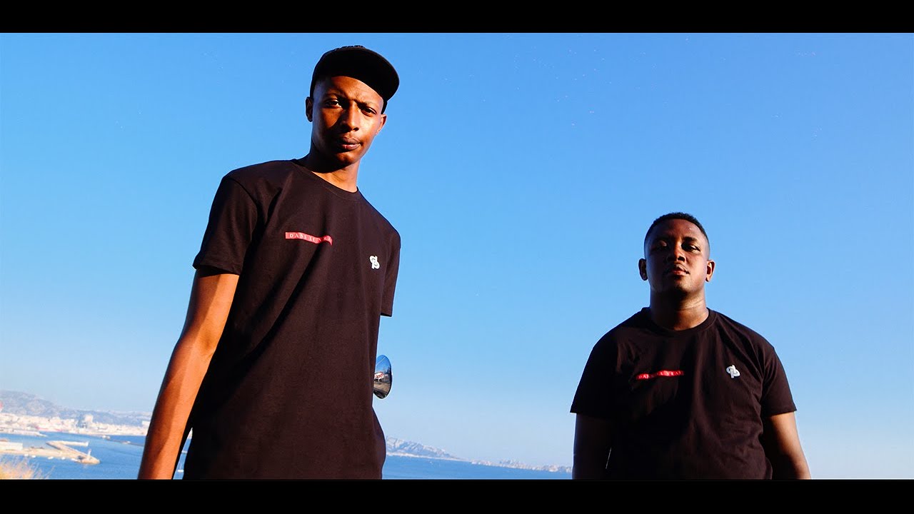 Moubarak - Mkarakara feat Hiitch [Clip Officiel] - YouTube