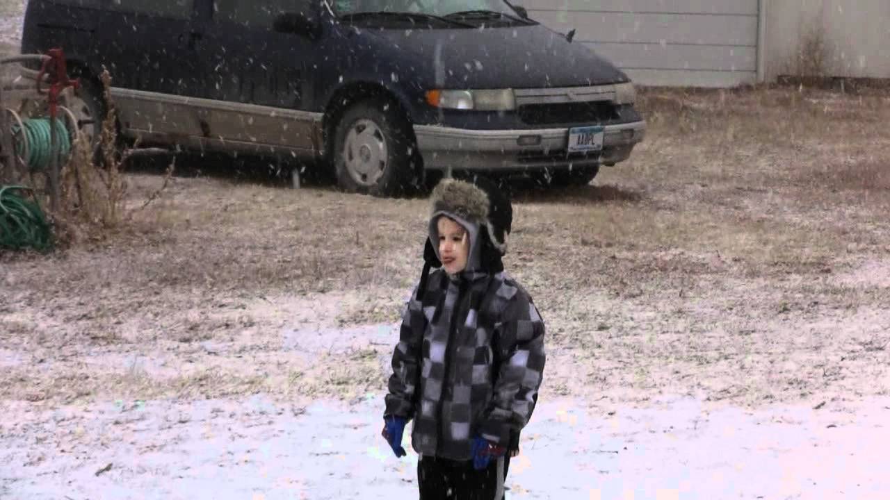 Christmas 2011 Snow.avi - YouTube