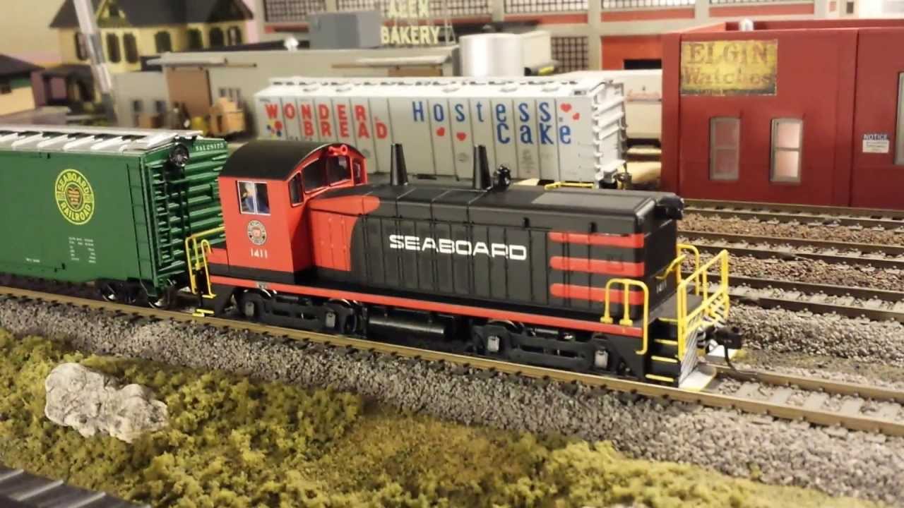 BLI Paragon2 EMD NW2 Seaboard unit - YouTube