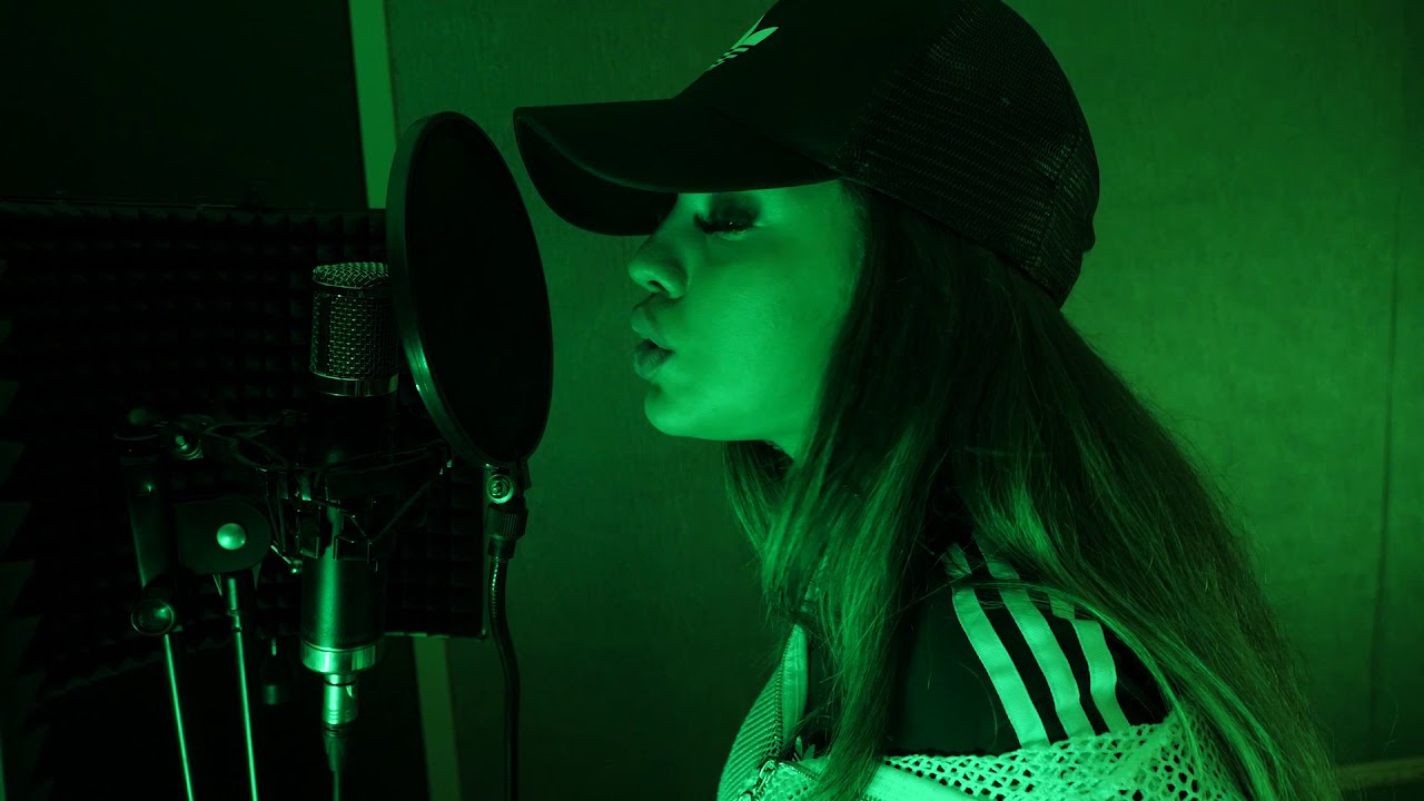 Mara Georgescu - Toxic - YouTube