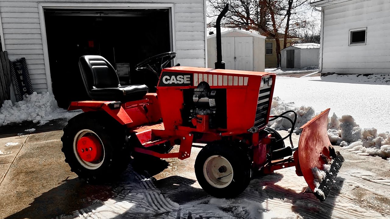 Pushing Some Wet Snow with Case 220 Garden Tractor - YouTube