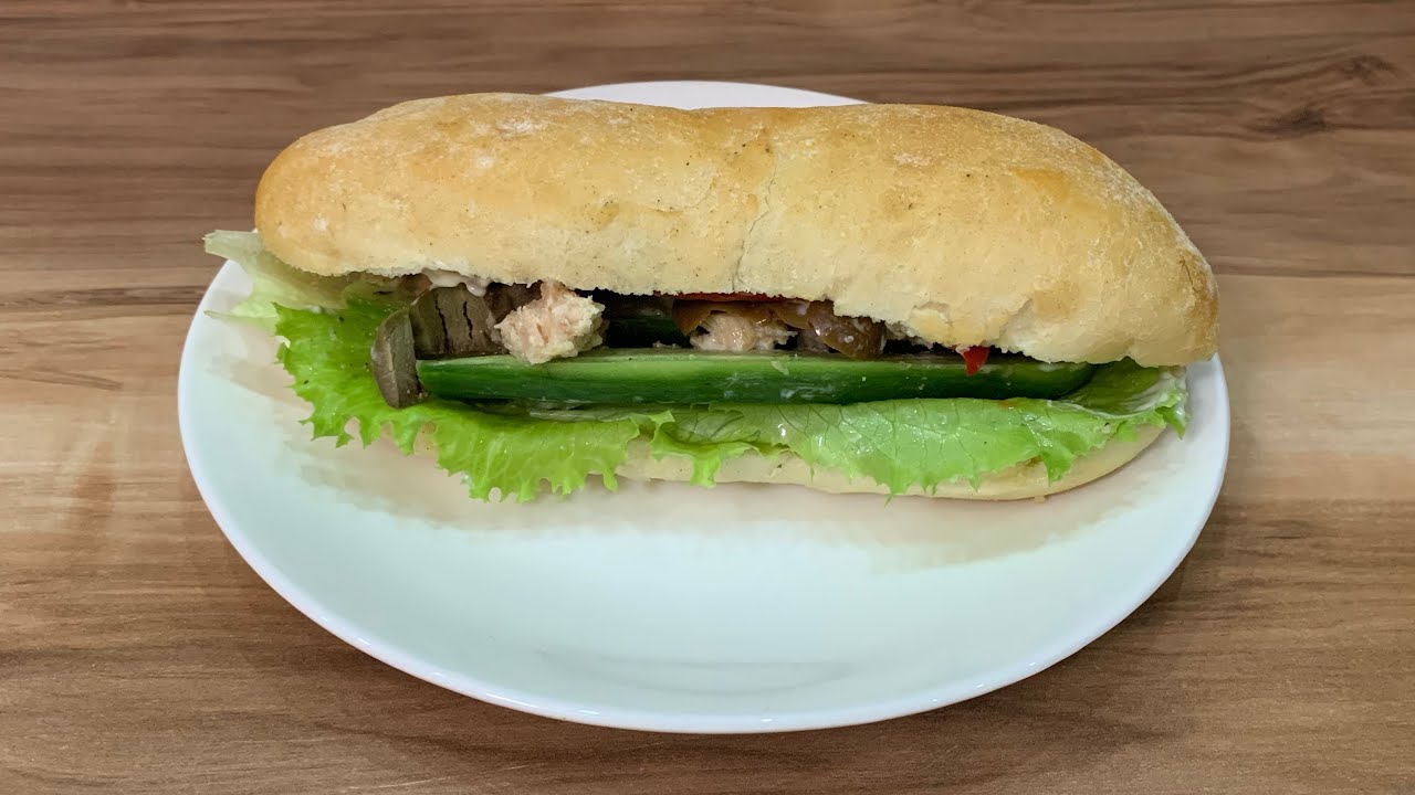 Tuna sandwich / Sanduic me ton - YouTube