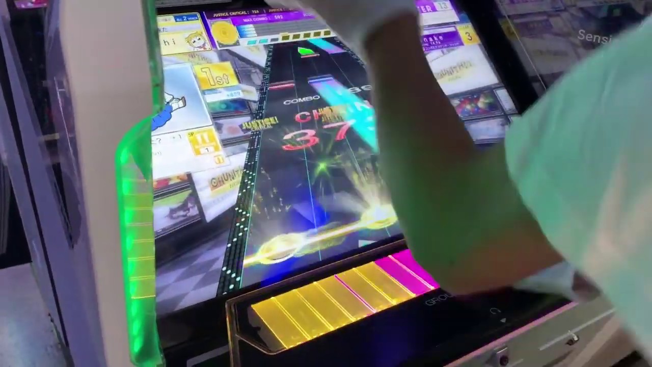Japanese Music Game Pro in Tokyo Arcade | Tokyo City Tour - YouTube