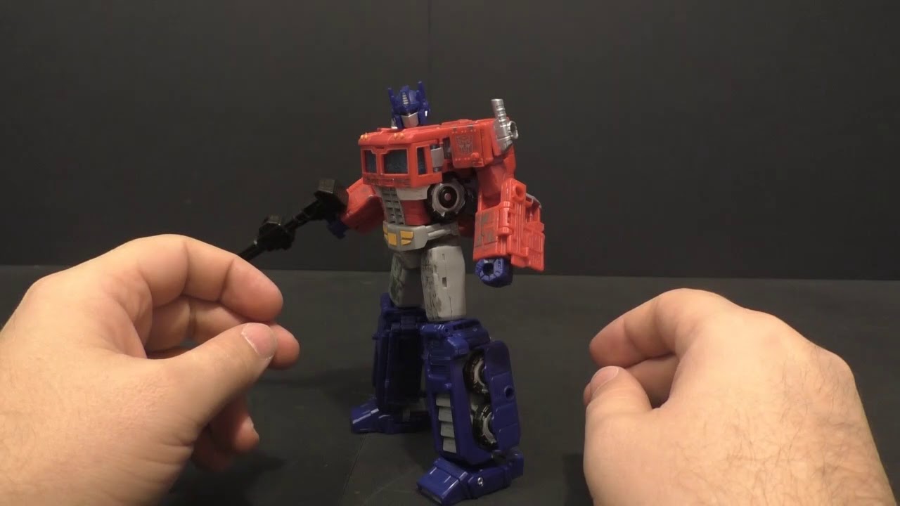 Transformers review Siege Optimus Prime - YouTube