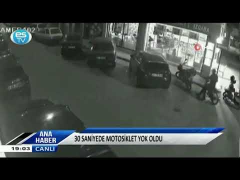 30 saniyede motosiklet adeta yok oldu