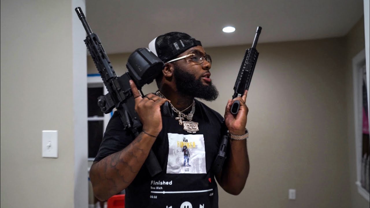 Bee Rich - Build A Bag - YouTube