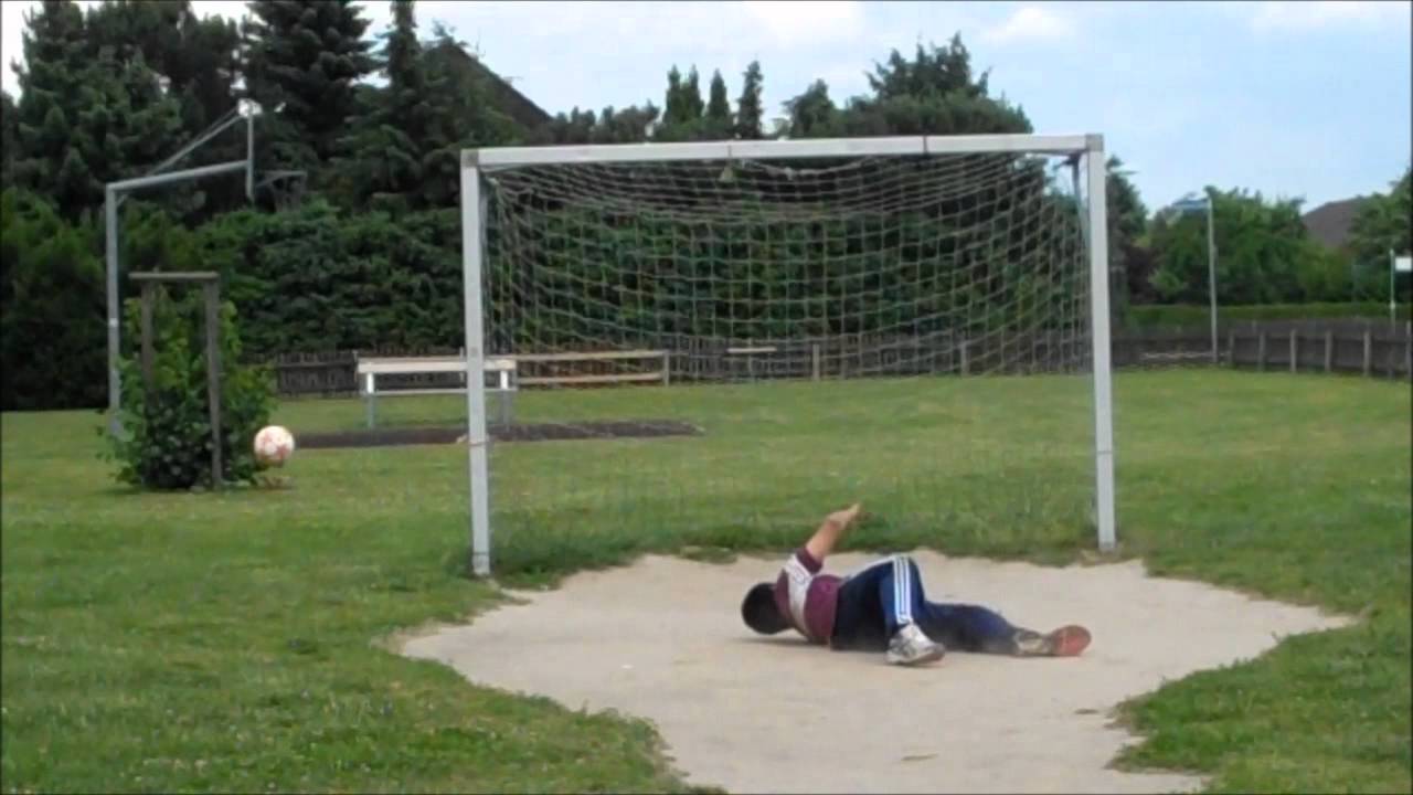 Heskey time music video finished re-do 16:9 - YouTube