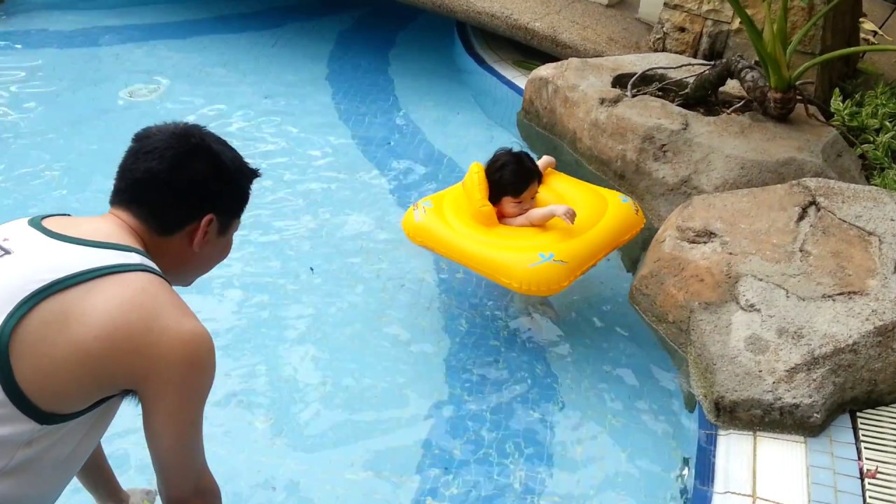 Clara first time swimming - YouTube