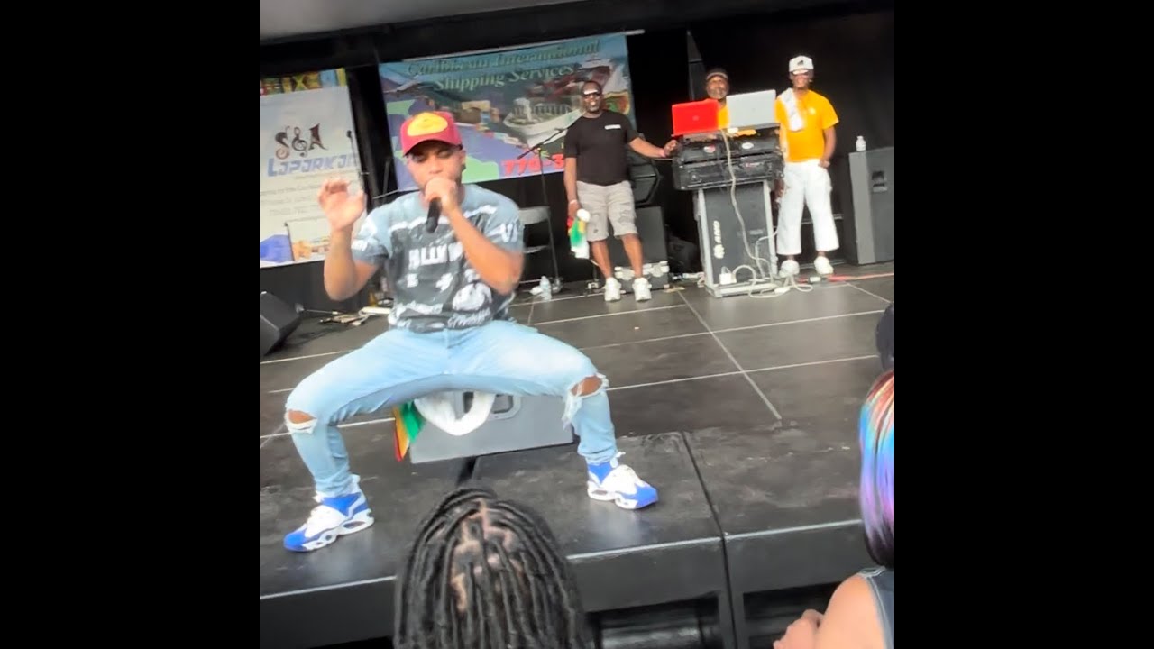 Adrian Dutchin rocks da crowd of Guyanese in ATL @ GAOG's 30th Annual ...